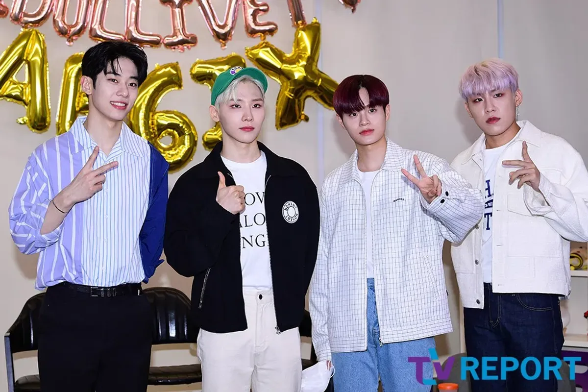 [T포토] AB6IX '훈훈한 꽃미남들'