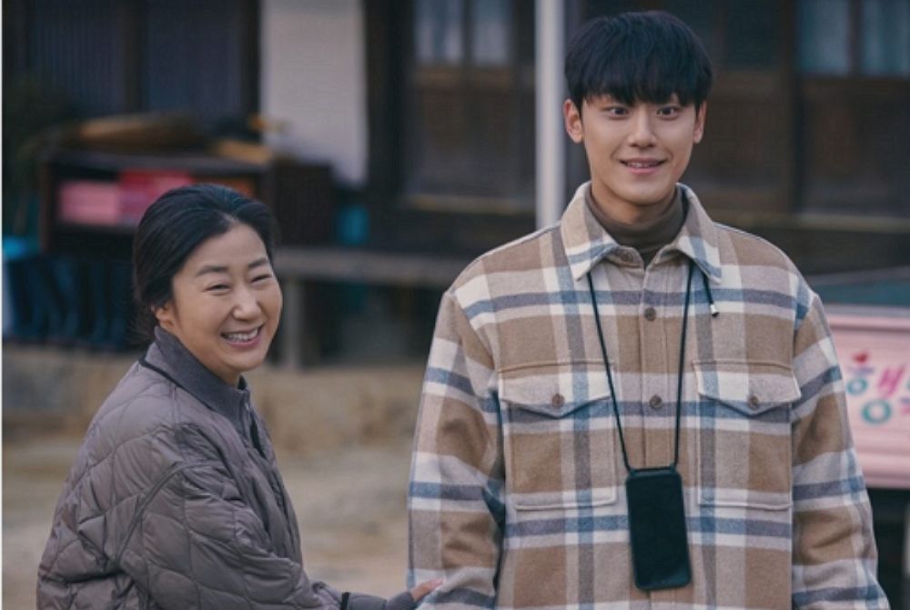 이도현, 두 번째 걸음마 뗐다...'나쁜엄마' 라미란도 활짝