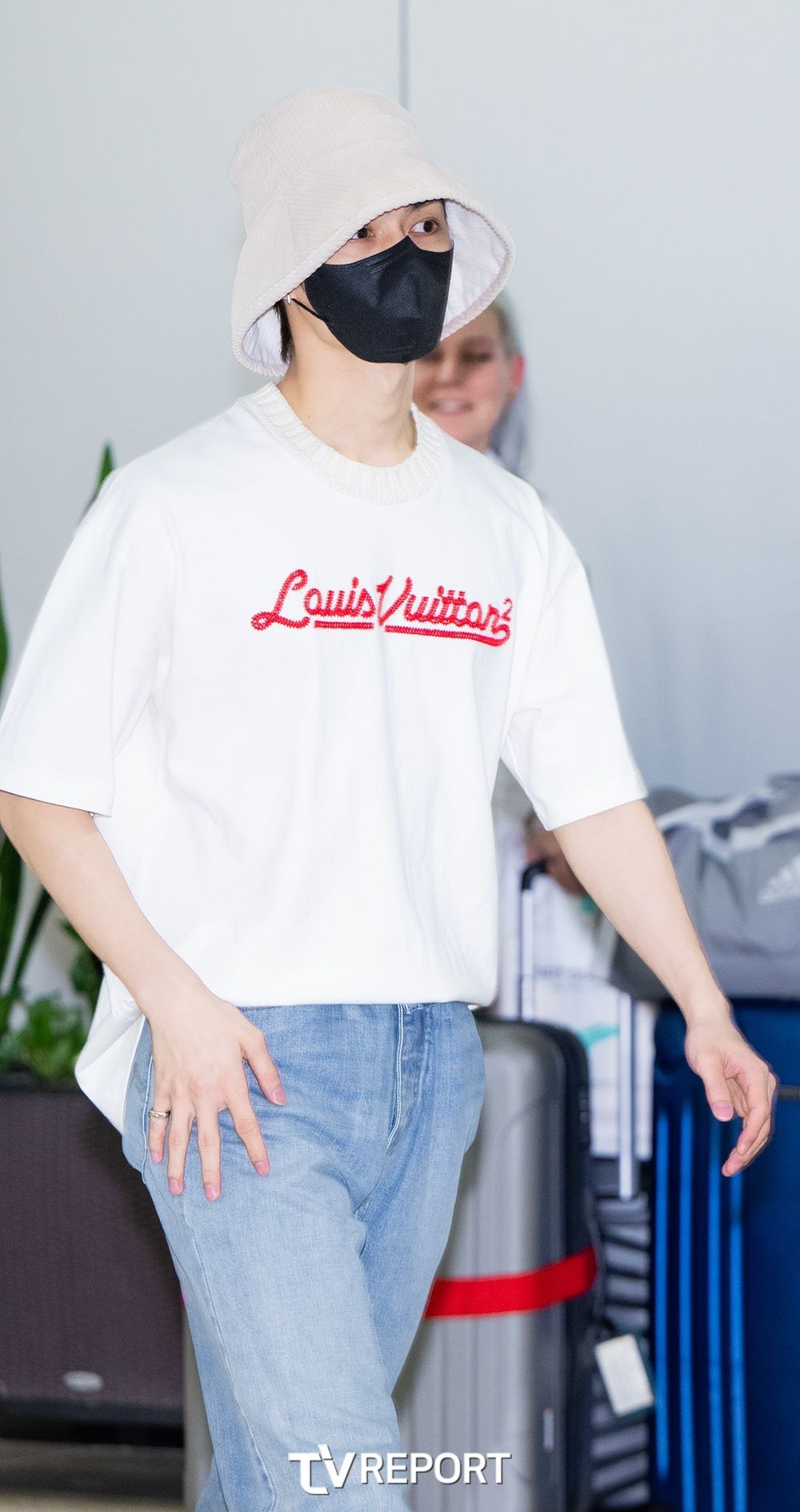 [T포토] 준 '잘생김 한가득'